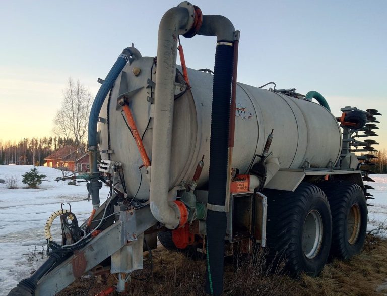 Vaihtokoneet - Käytetyt koneet ja esittelymallit - KK-Module